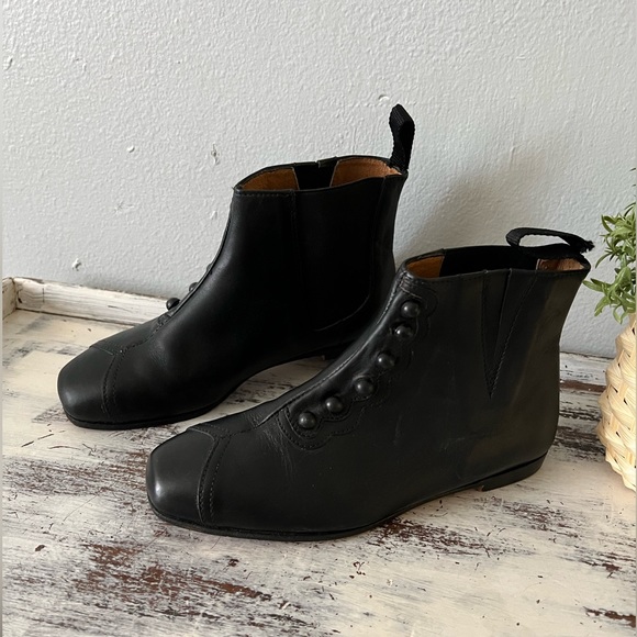 Fugawee | Shoes | Fugawee Black Leather Reenactment Victoria Style ...